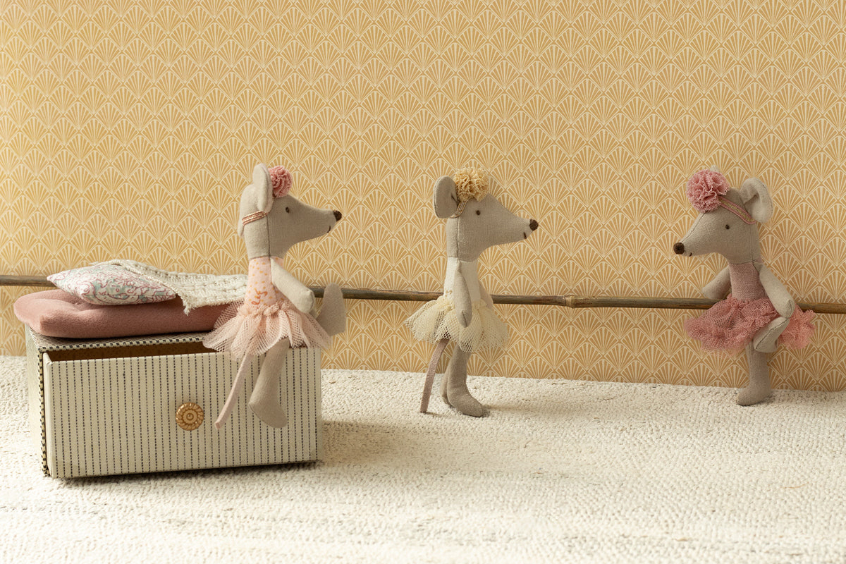 Dance Mice 芭蕾舞伶