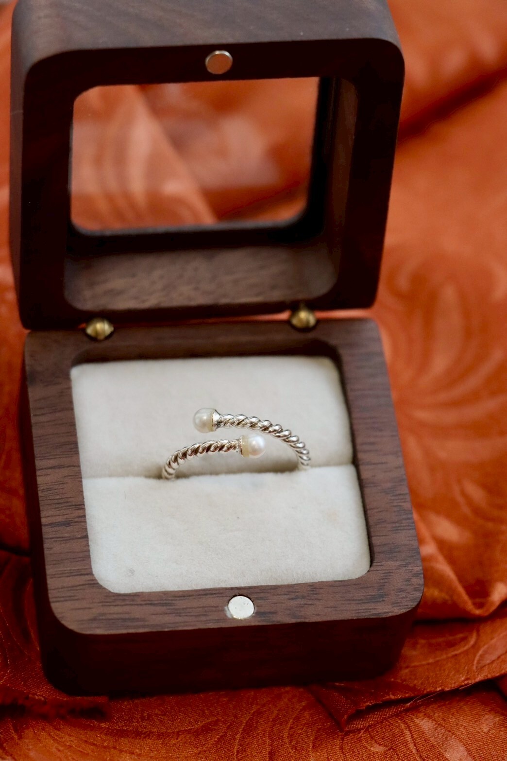 MoonShine-雙珠螺旋銀戒｜Twist Pearl Ring