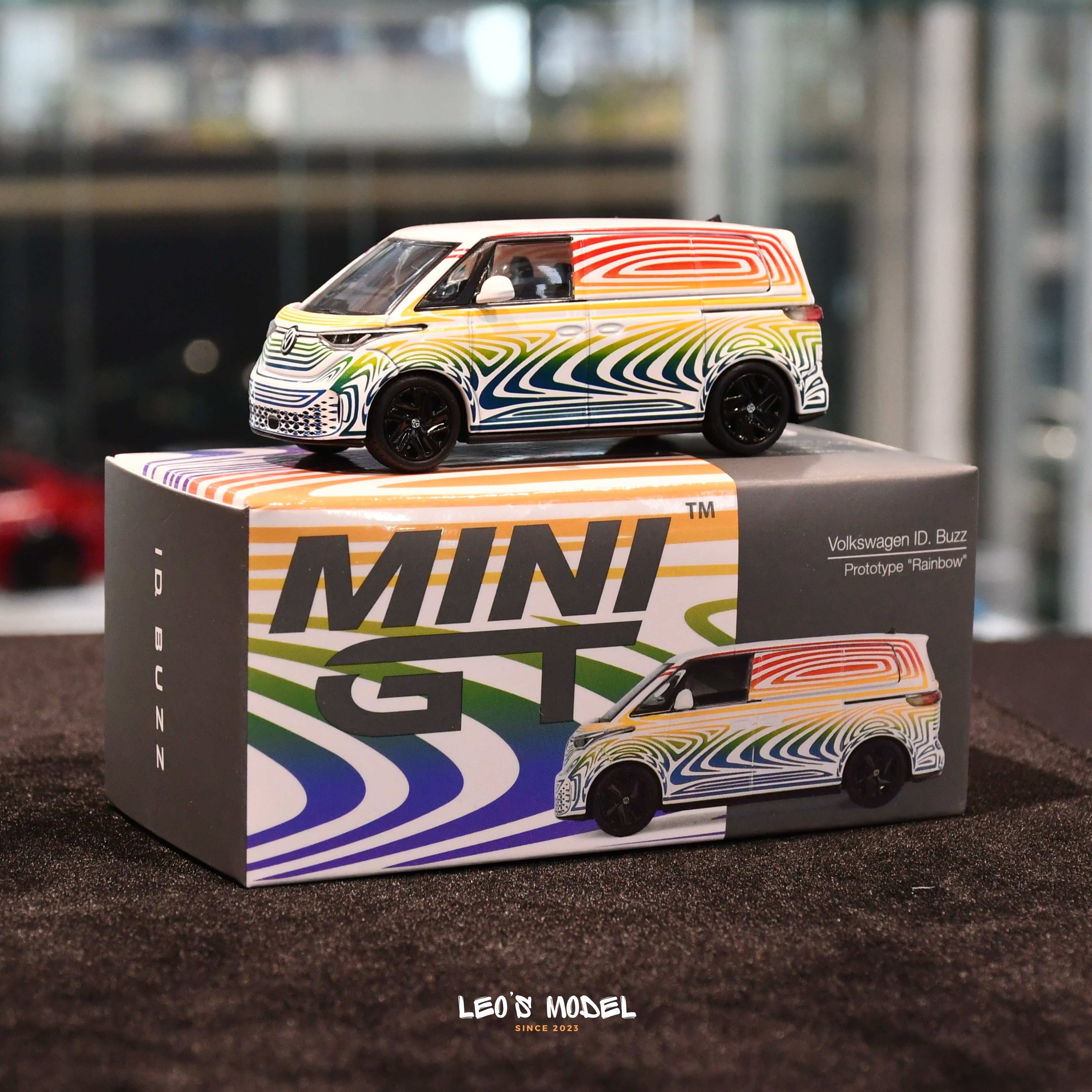 MINI GT 899 Volkswagen ID. Buzz Prototype "Rainbow"