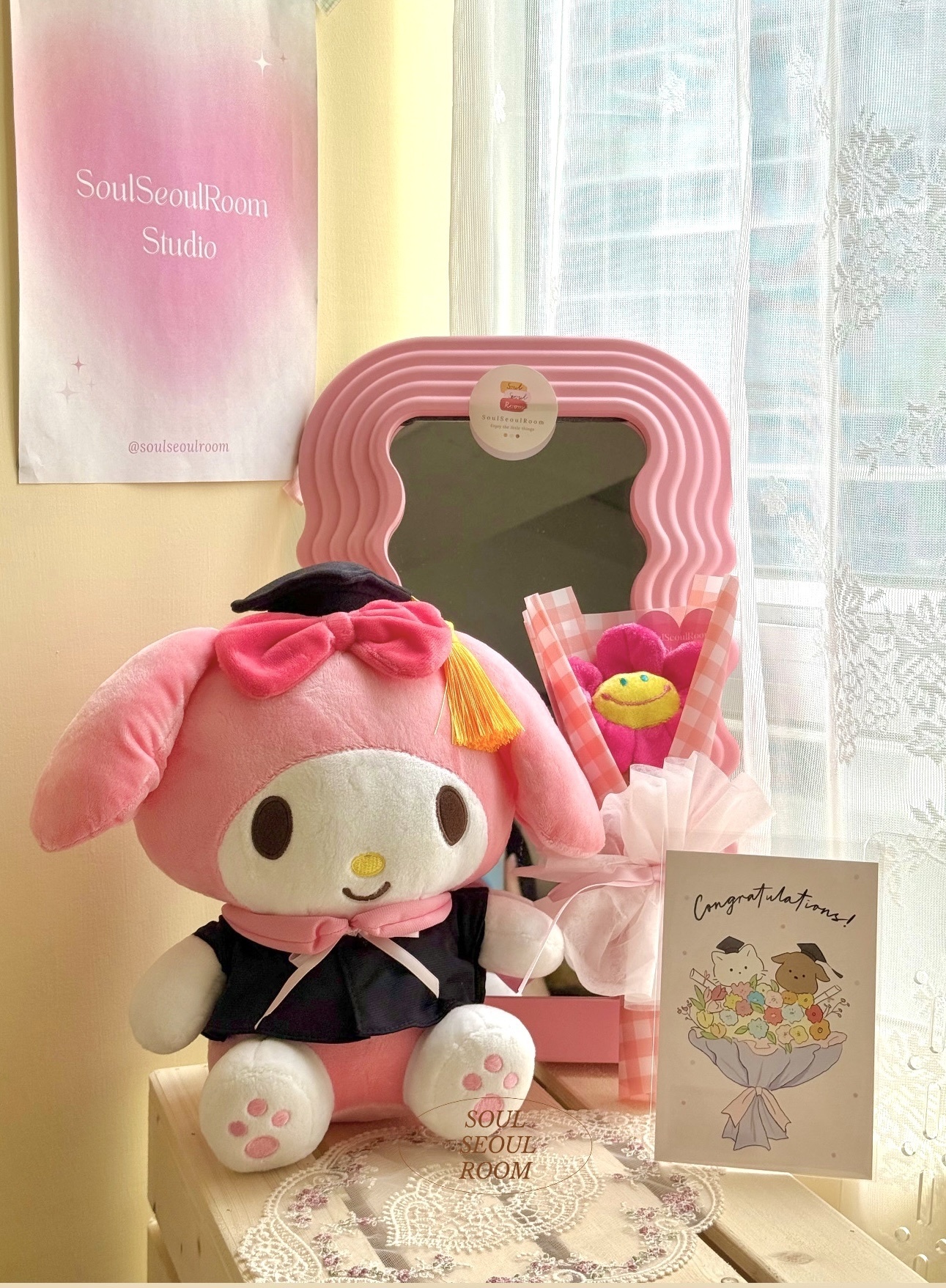 SANRIO Melody Graduation Doll Gift Set 美樂蒂 畢業公仔小花 心意套裝
