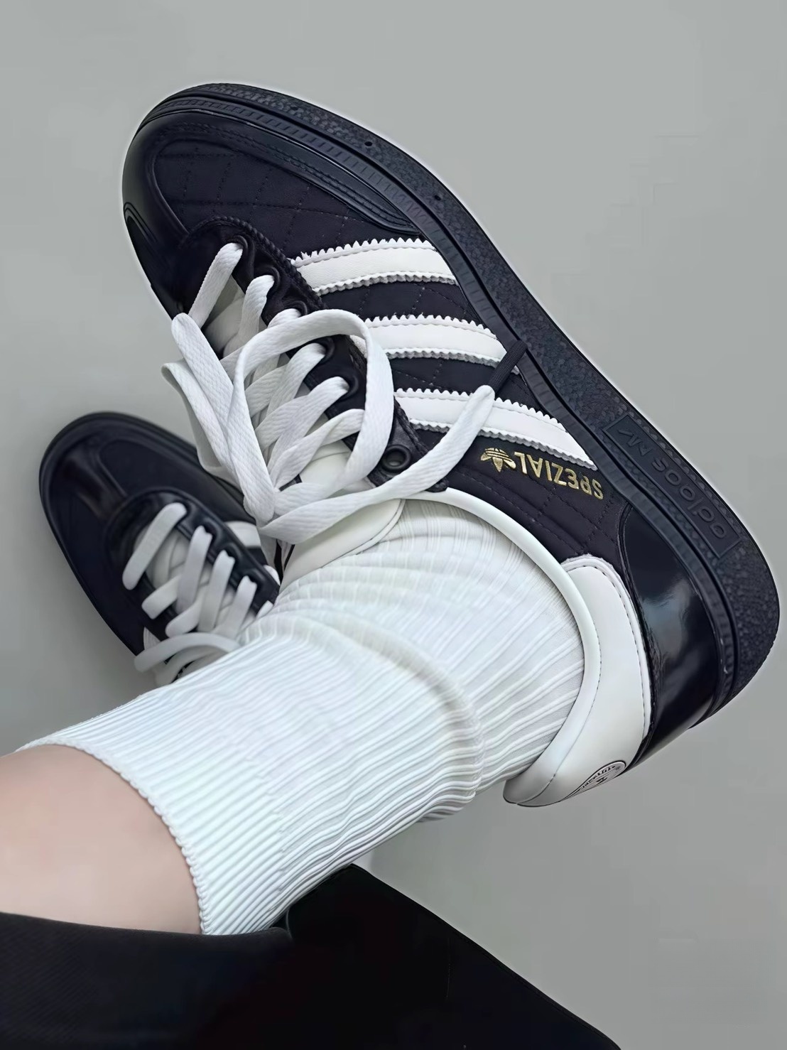 ADIDAS ORIGINALS HANDBALL SPEZIAL 小香風 黑菱格紋 JP5669