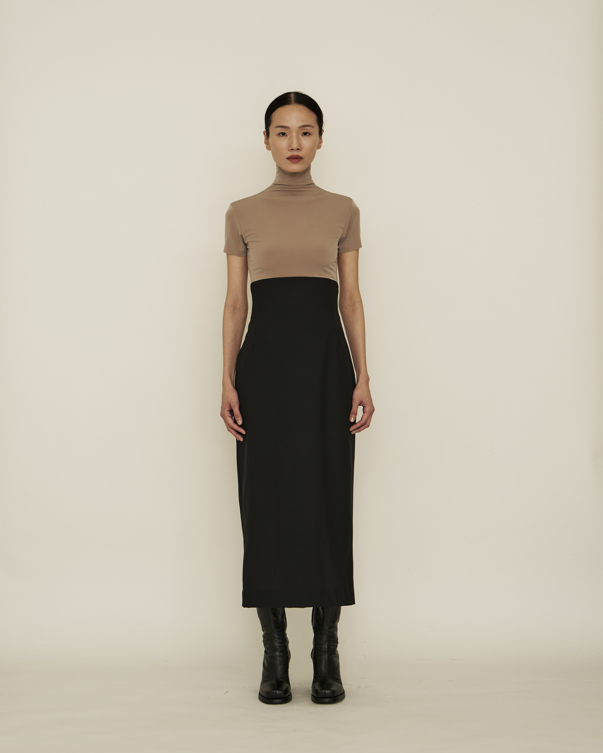 arc us arkus - SS25 | NUDE SKINNY HIGH NECK SHORT-SLEEV