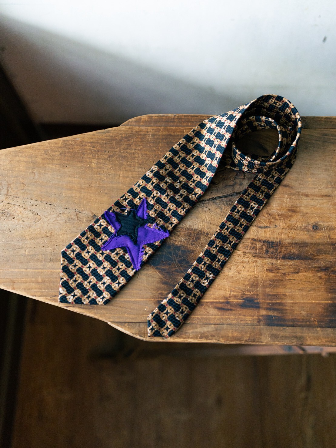 Remake - Tie