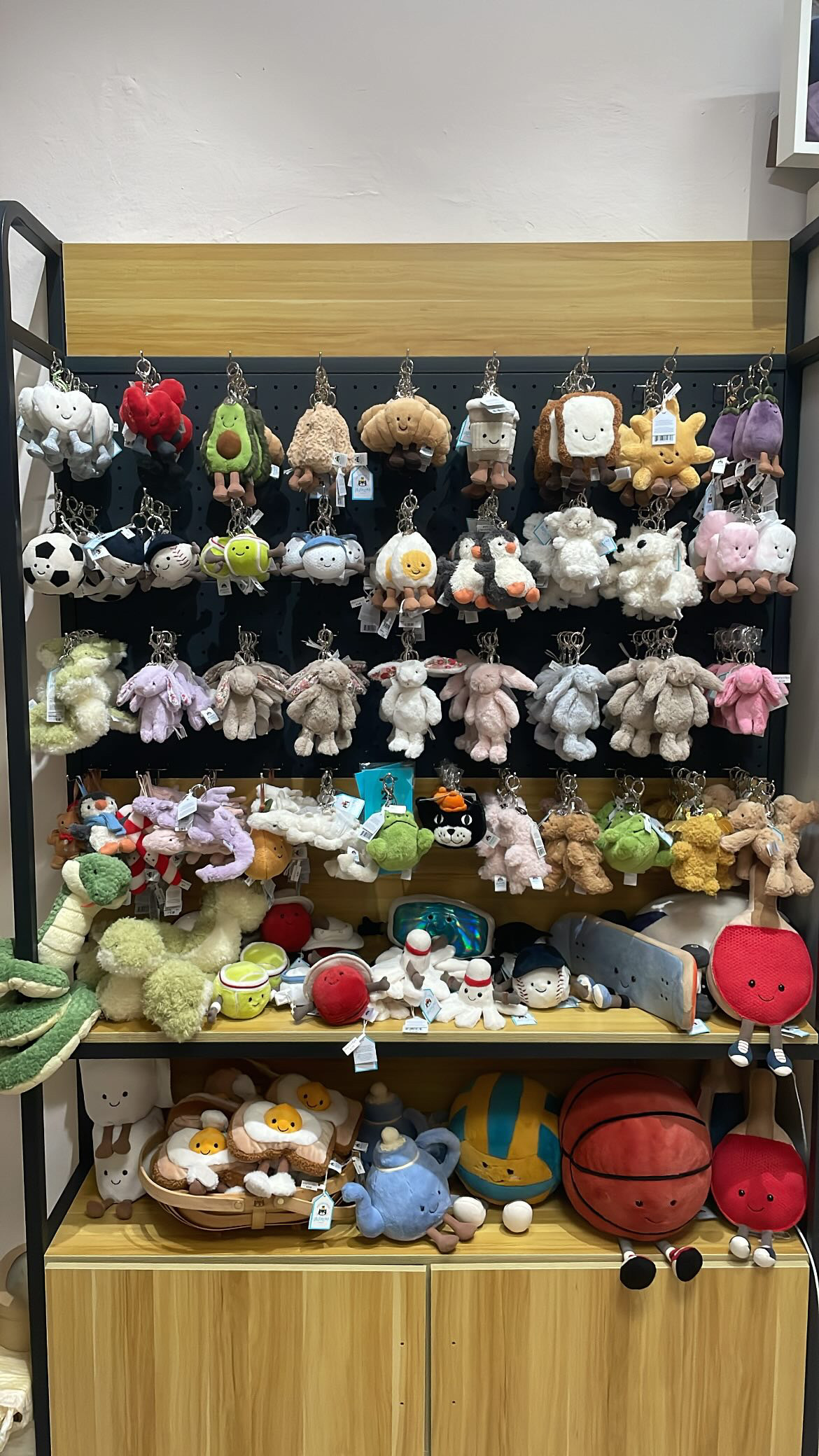 Jellycat品牌介紹 （Jellyfatfat致力係香港推廣）
