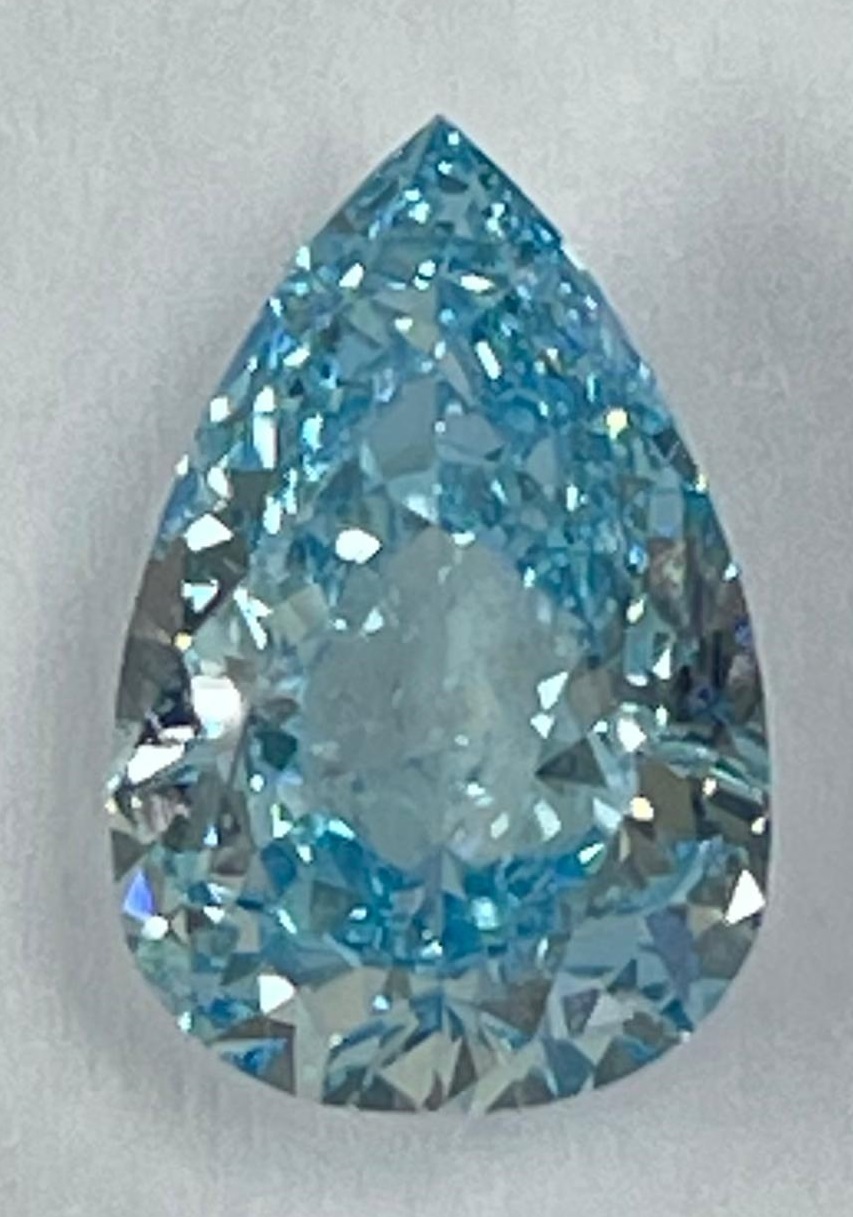 MH003 A003 Pear FV Blue Colour 1.53ct VVS2 LG7055158...