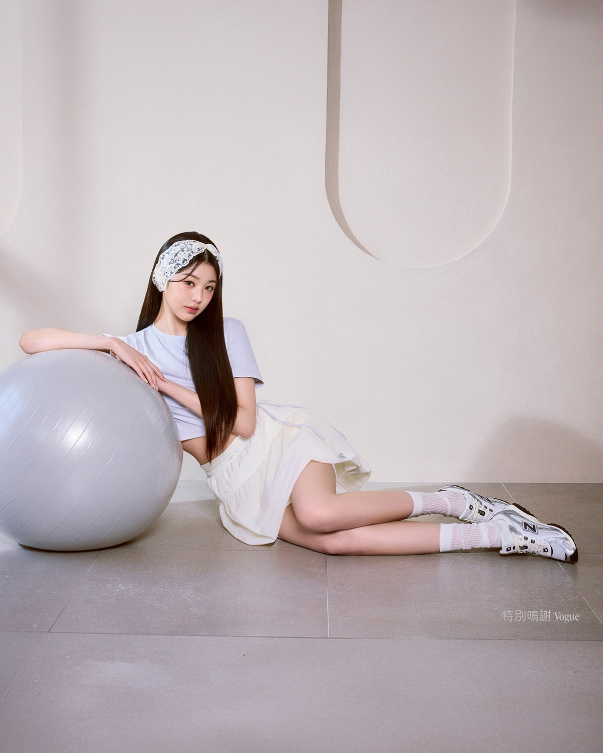 New Balance 2025大勢 薄底鞋 NB 204L 復古奶油 金屬黑銀 U204LSWD