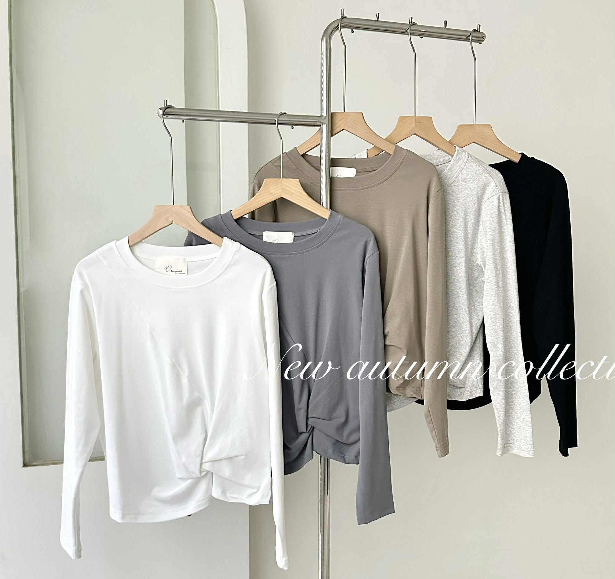 [ BONNIE ] B25679 SIDE KNOT TOP