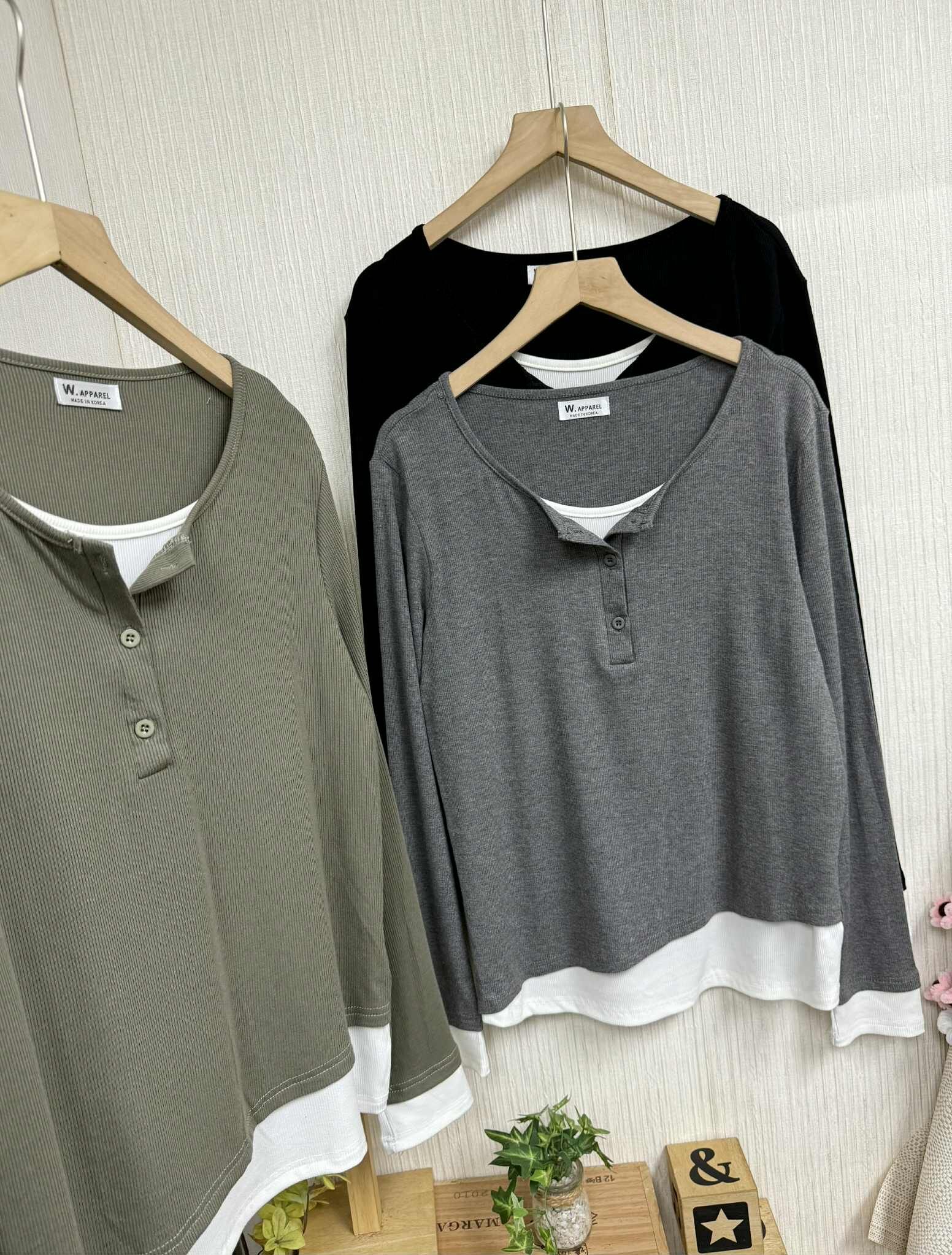 [ 韓國直送 ] D8125 TWO TONE KNIT TOP