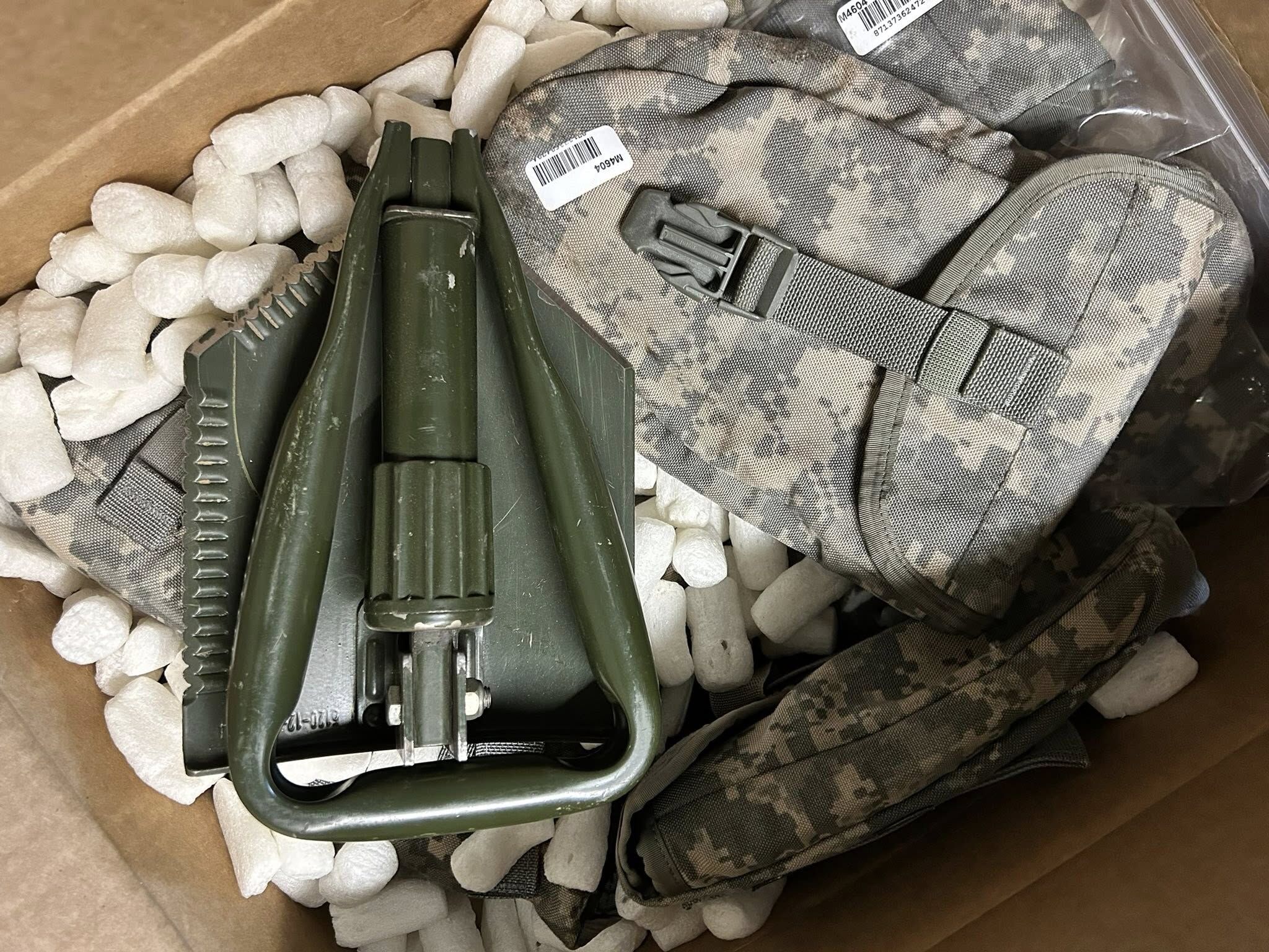 German Military Trifold Shovel 德國軍用三折疊鏟 Used