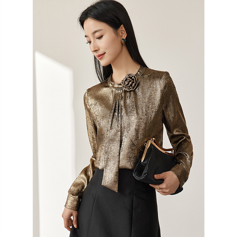 長袖立領裝潢花上衣燙金休閒直筒小衫