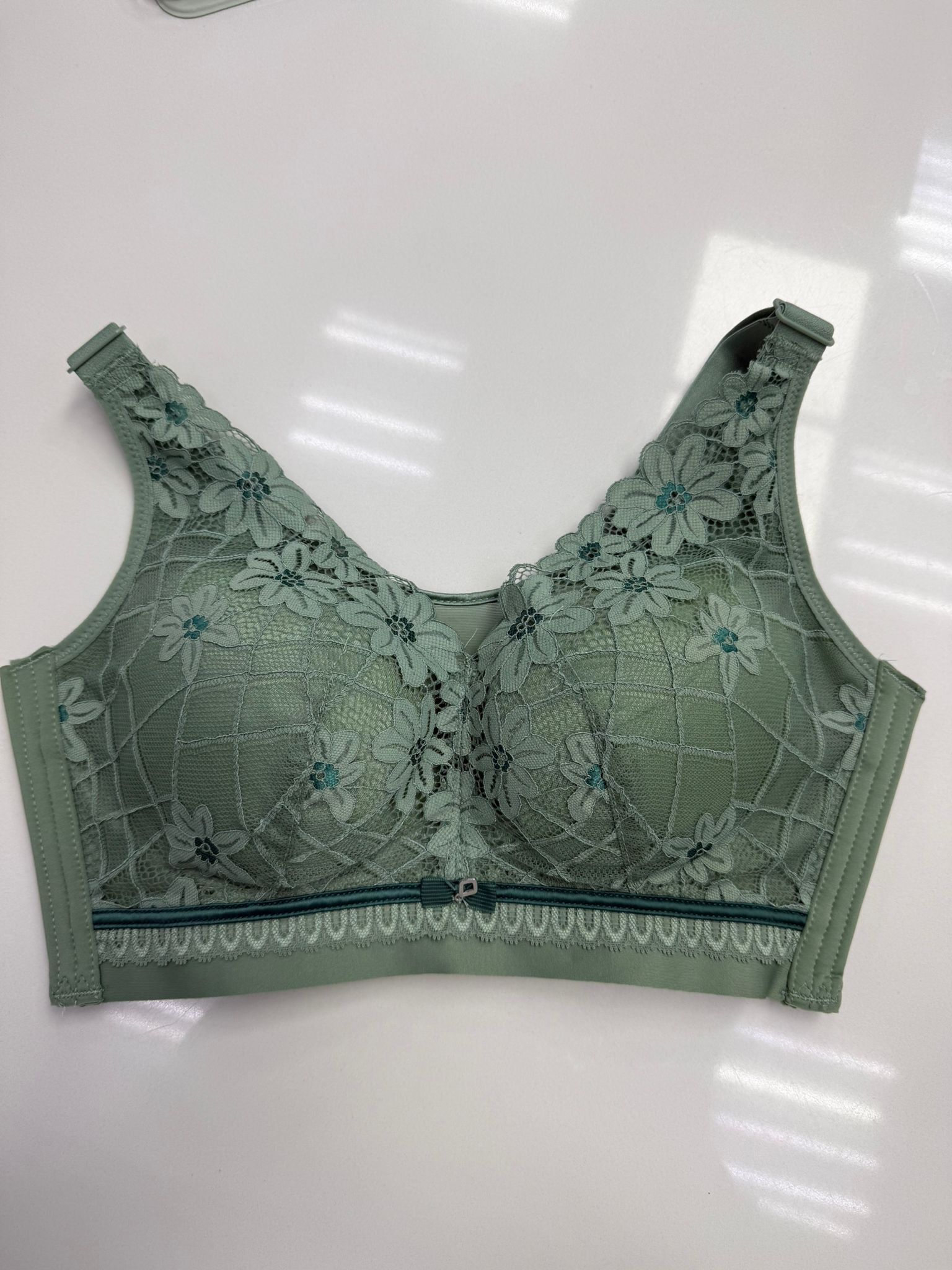 A006-2326 Graphene Quick-Drying Breathable Bra -Green TLV0066