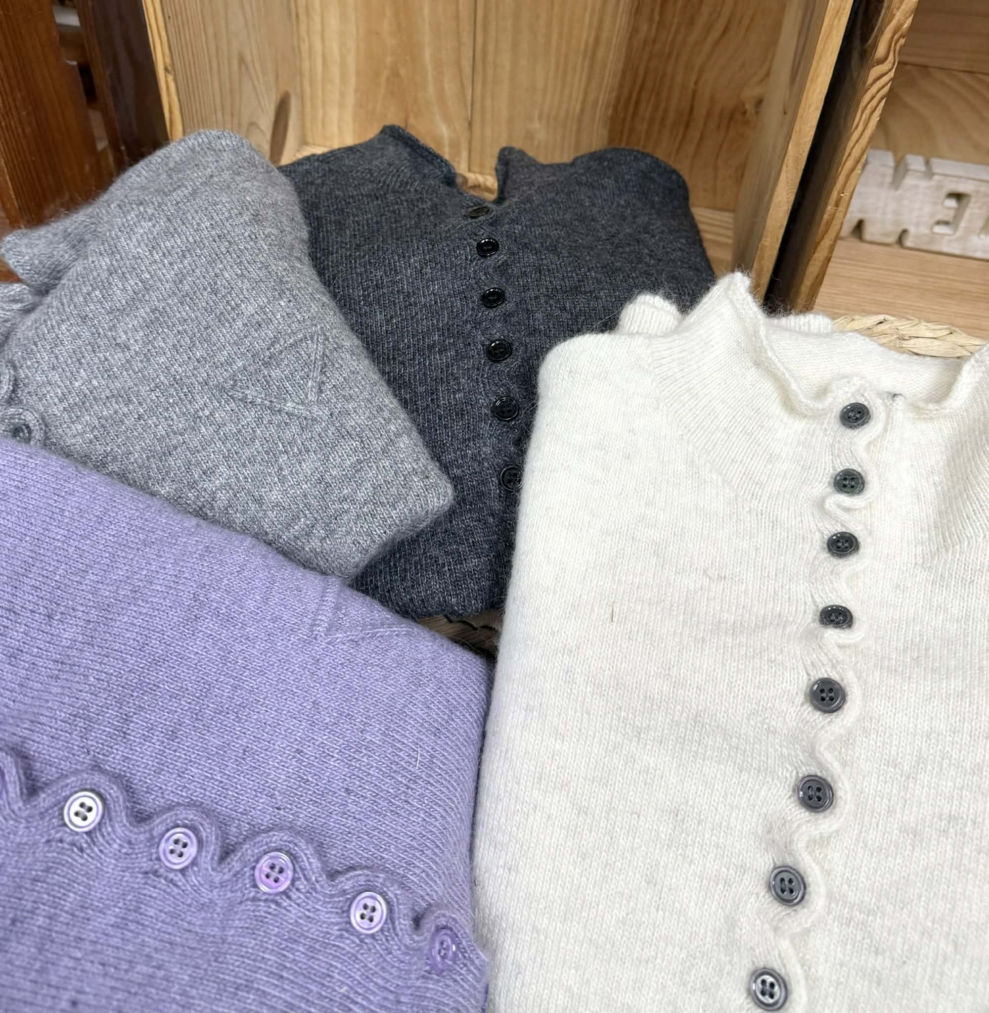[ 出口廠貨 ] X685 BUTTON KNIT JK