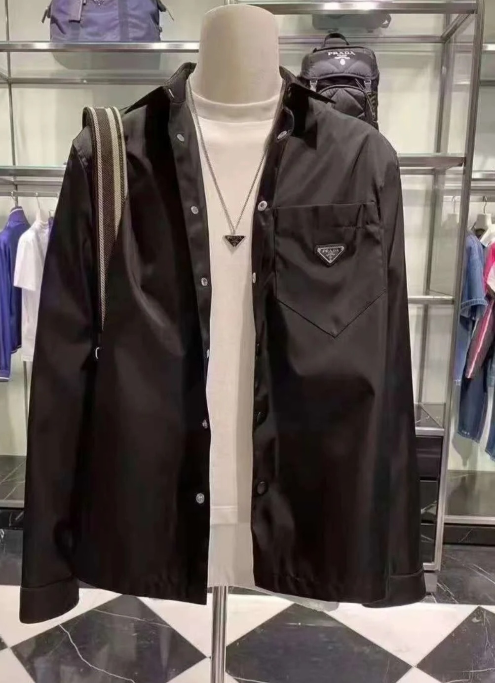 PRADA 黑色 尼龍料休閒襯衫 也可當外套 男款