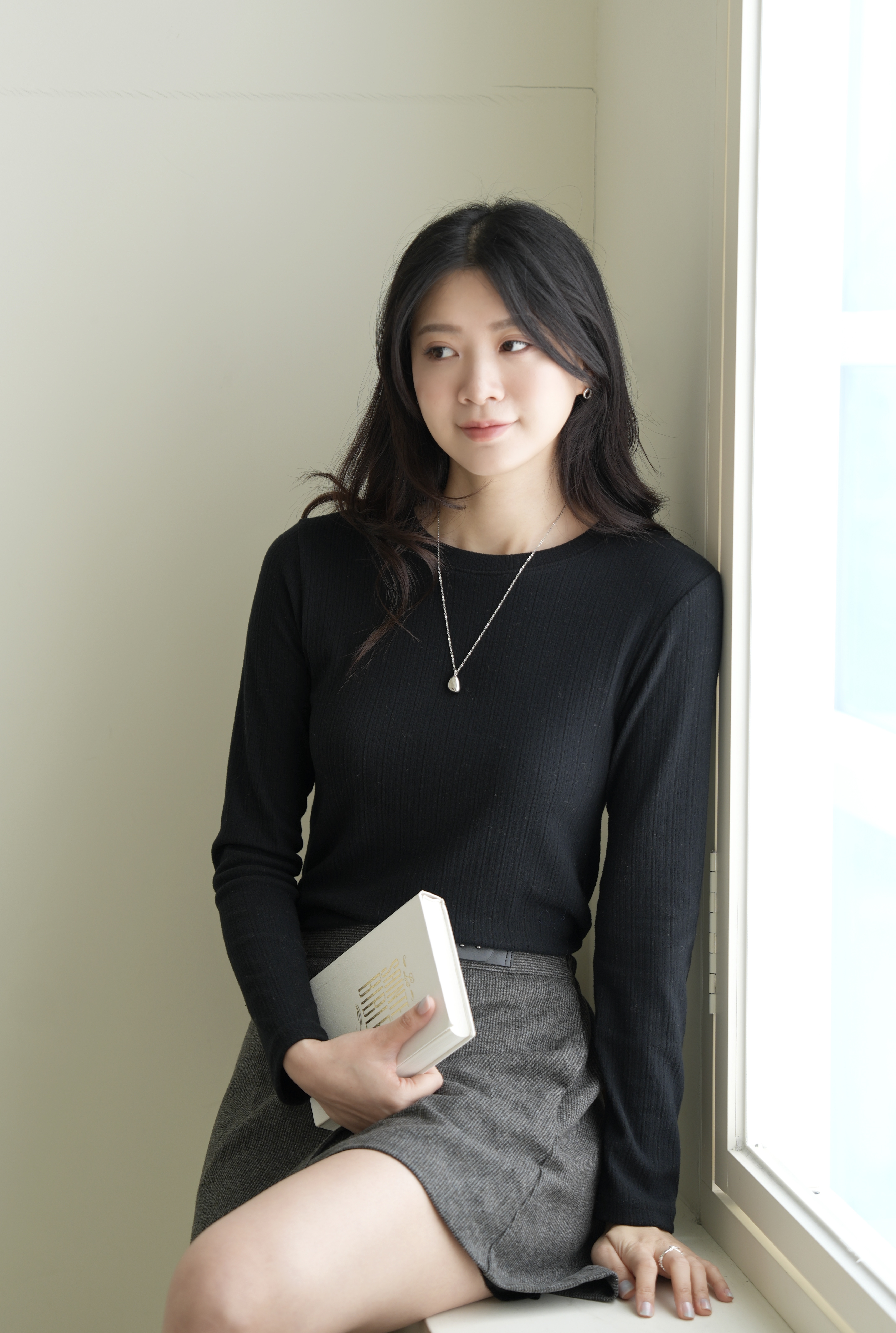 《外絨毛設計》暗直紋大彈性TOP（三色）