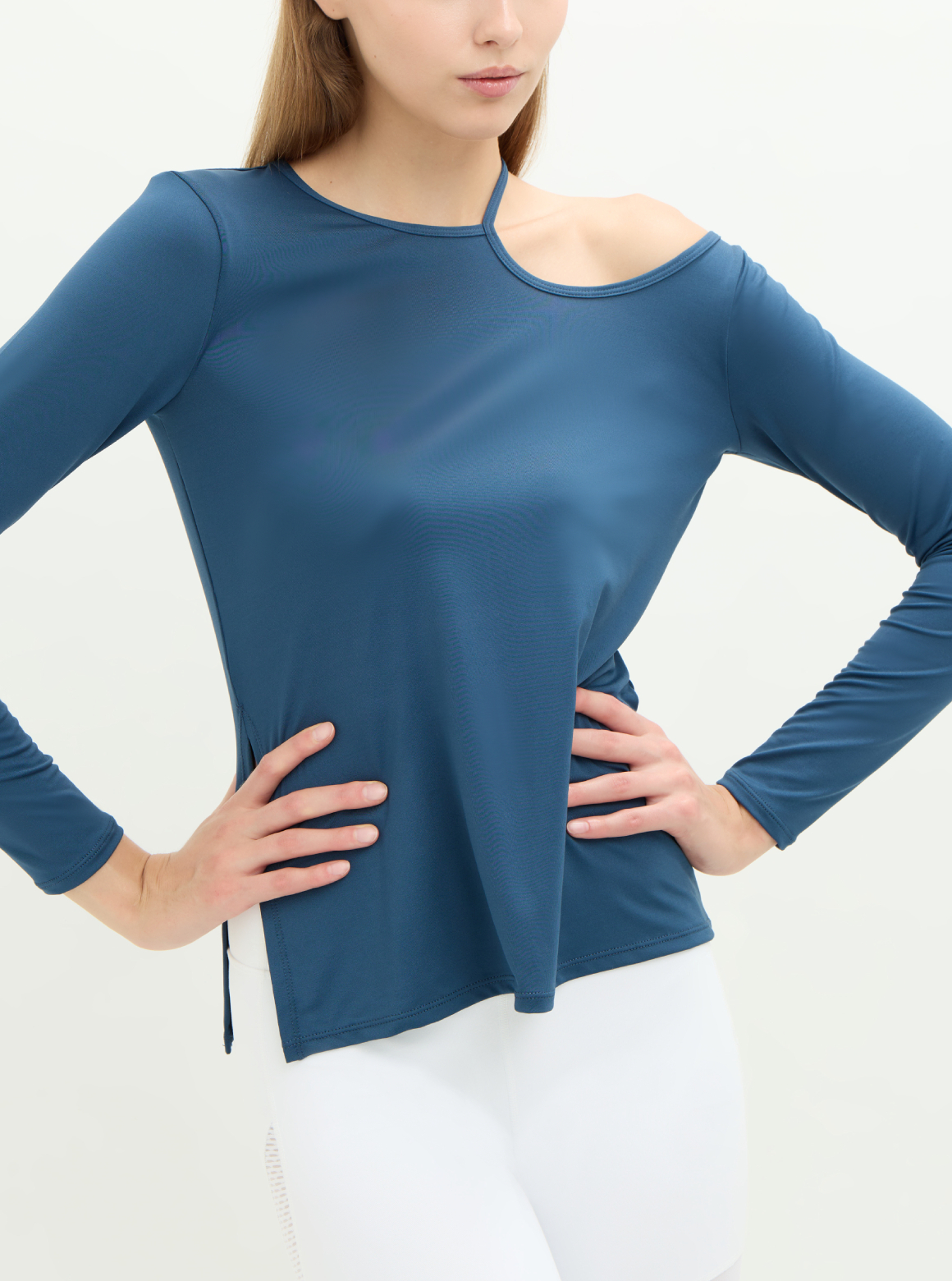 S2N ACTIVE-EDGE 美肩隨性輕盈上衣_Cobalt blue T382