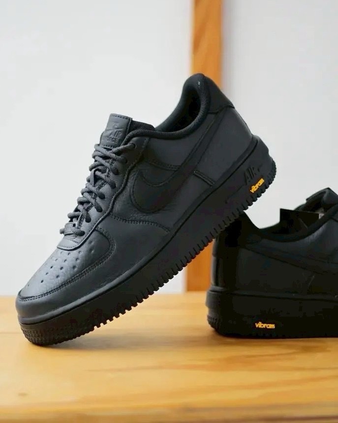 Nike Air Force 1 GORE-TEX Vibram 全黑防水皮革低筒休閒鞋 HV5953-001