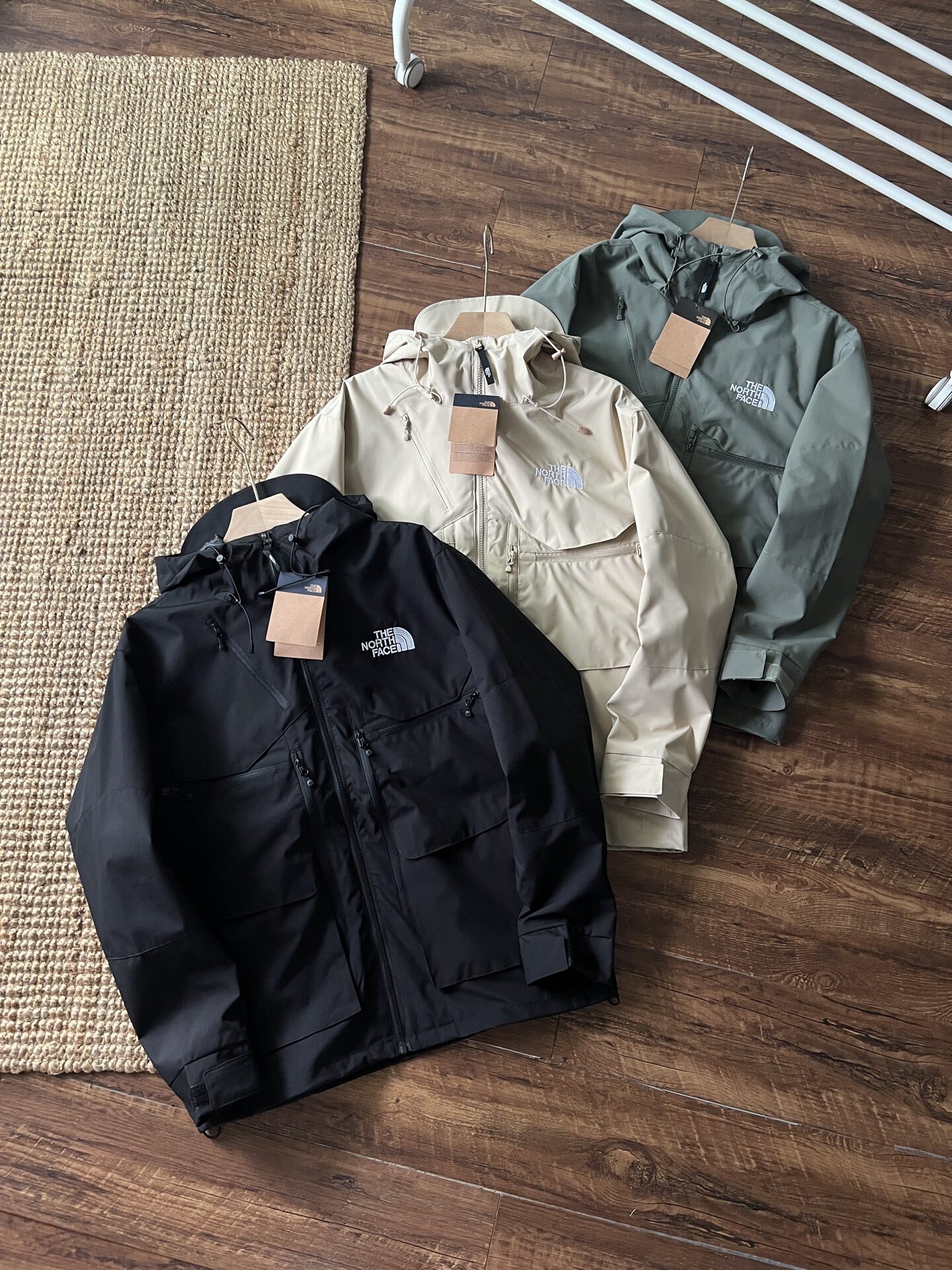 The*North*Face情侶衝鋒衣外套N-1261