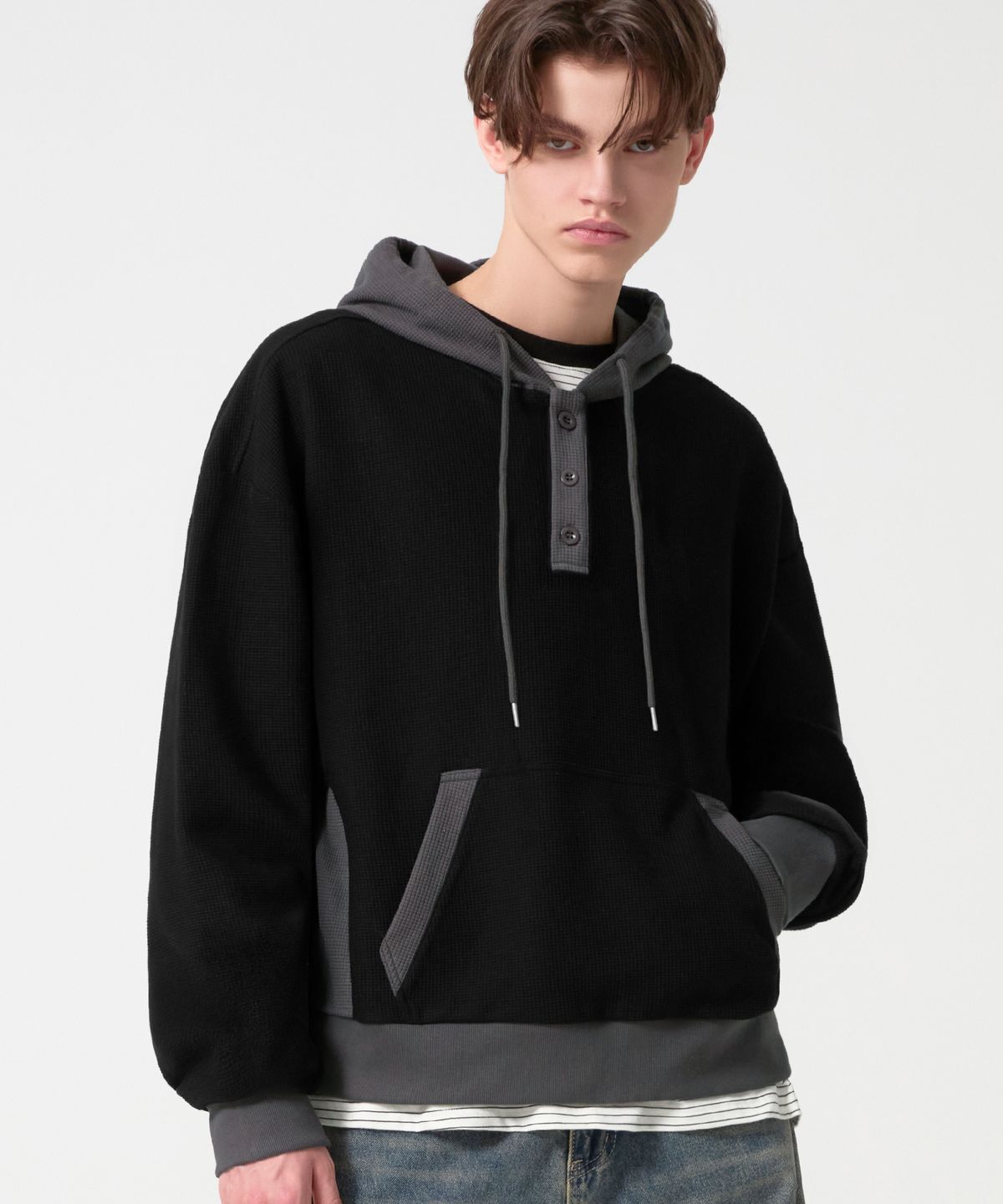 TRILLION Color Block Waffle Henly Neck Hood