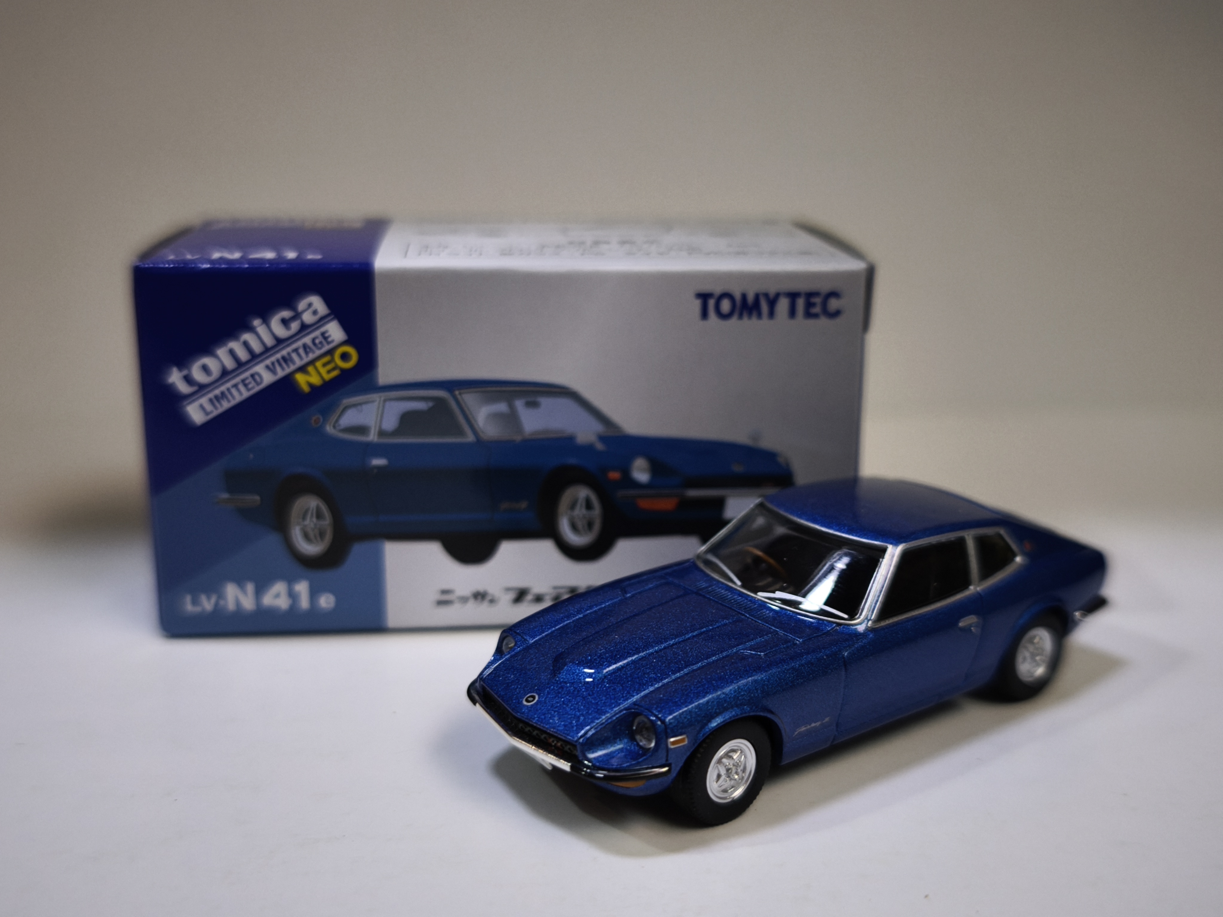 Tomytec 1/64 LV-N41e Nissan Fairlady ZT 2by2 (blue) 77