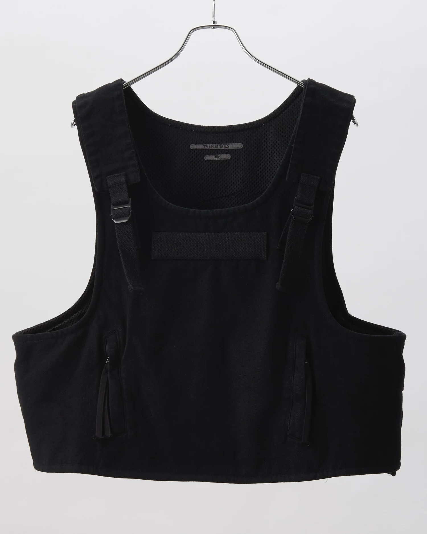 TROUBLED WATERS｜ACT V｜RIOT VEST