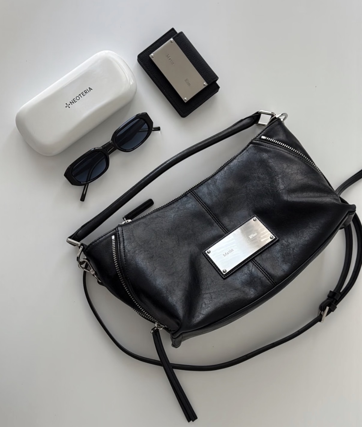 SIDE ZIPPER TWO WAY BAG IN BLACK